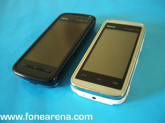 Gallery Face-Off: Nokia 5530 XpressMusic vs 5800 vs iPod Touch