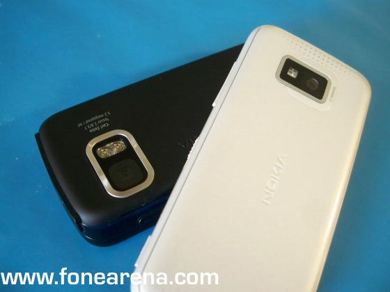 Gallery Face-Off: Nokia 5530 XpressMusic vs 5800 vs iPod Touch